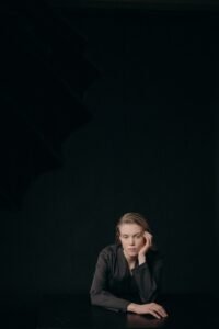 What is Polarized Thinking? Breaking Down Polarized Thinking