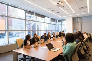 Collective Decision-Making: The Psychology of Groupthink